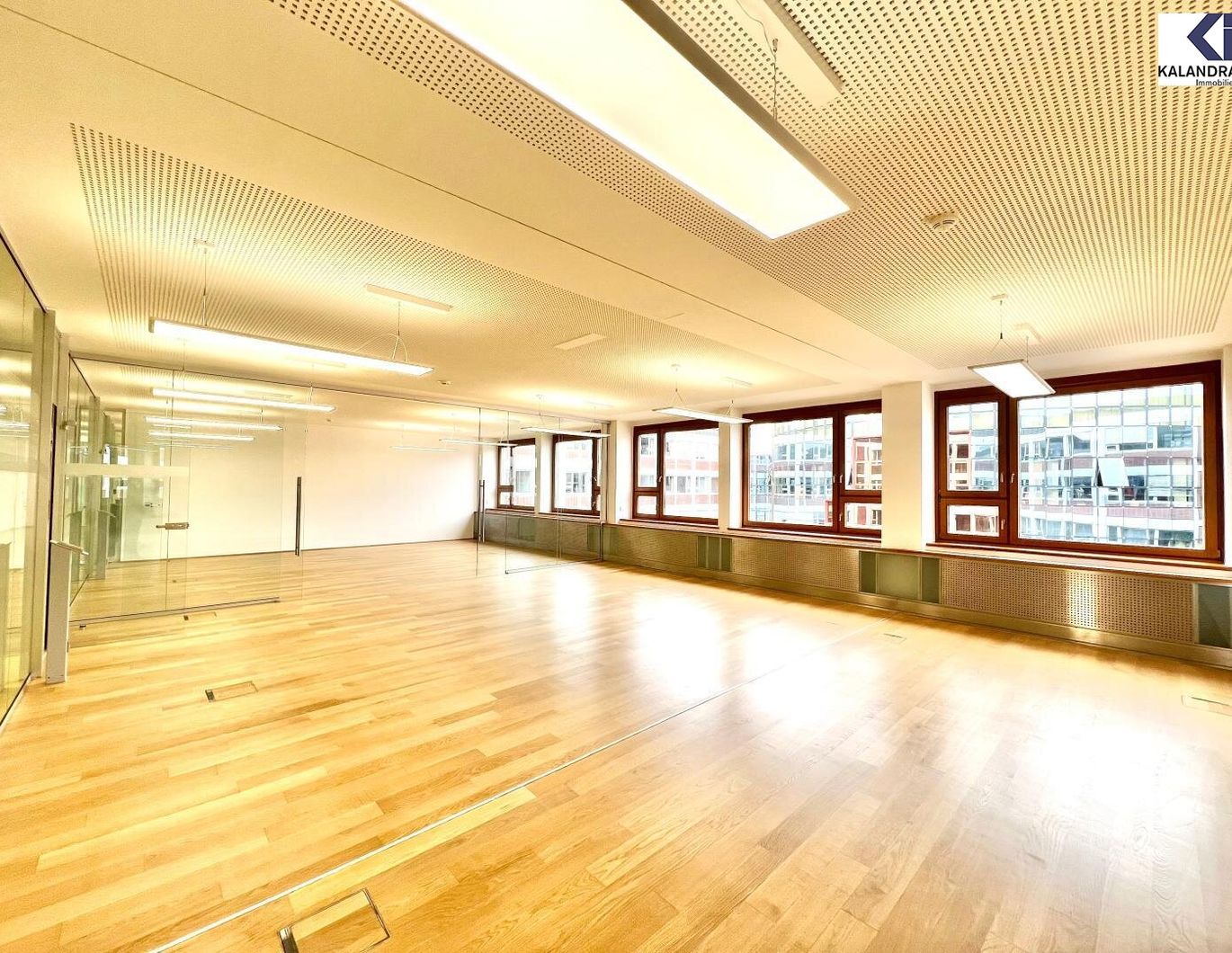 7-Zimmer-Büro / Gewerbe zur Miete in Wien für €7108 - flatbee.at