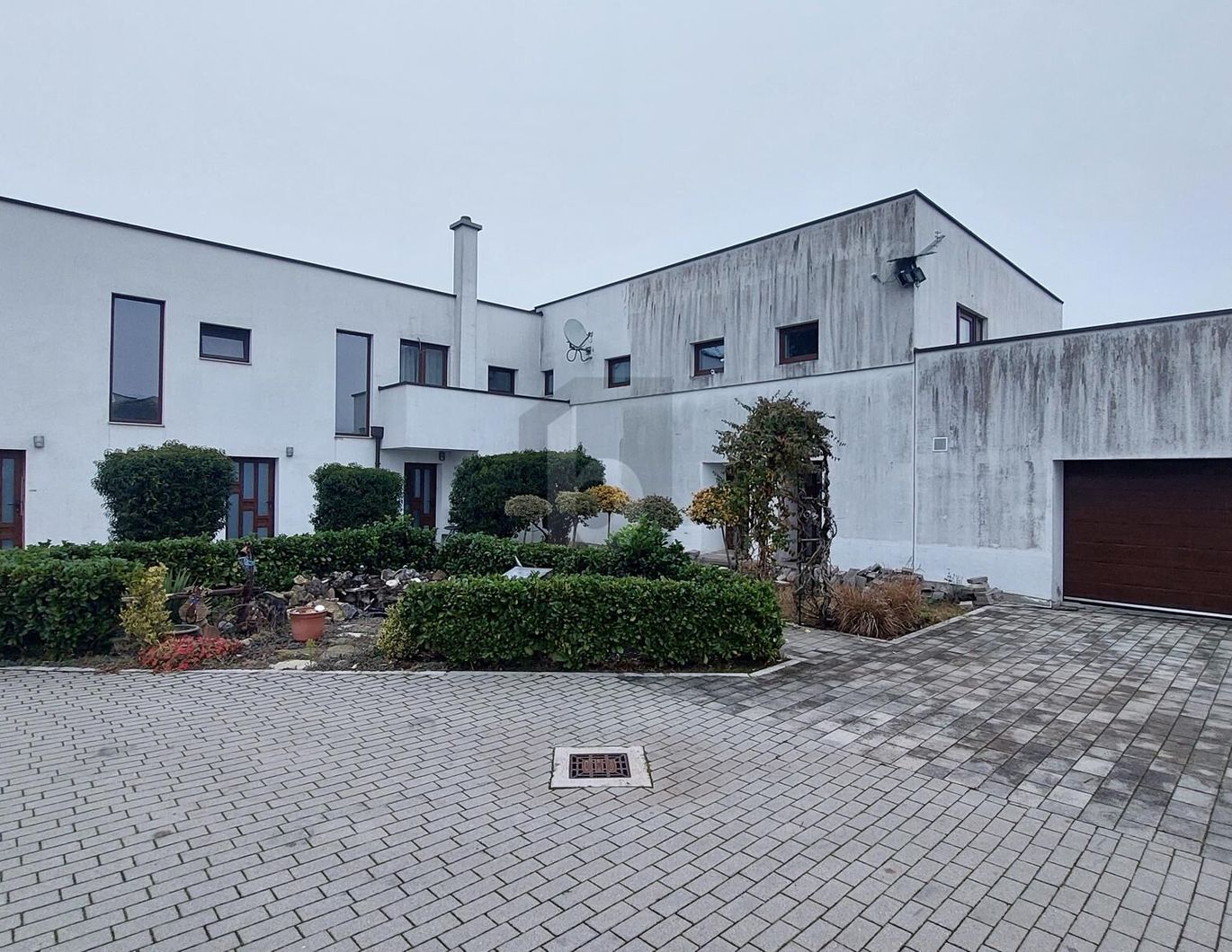 10-Zimmer-Haus zur Verkauf in Niederösterreich für €0 - flatbee.at